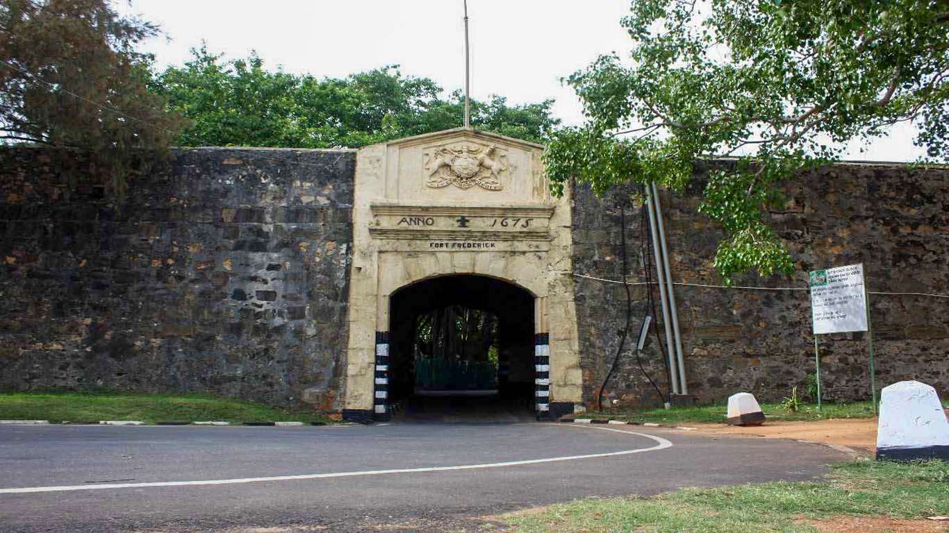 Pigeon Island | Sri Lanka | Deyo Tours